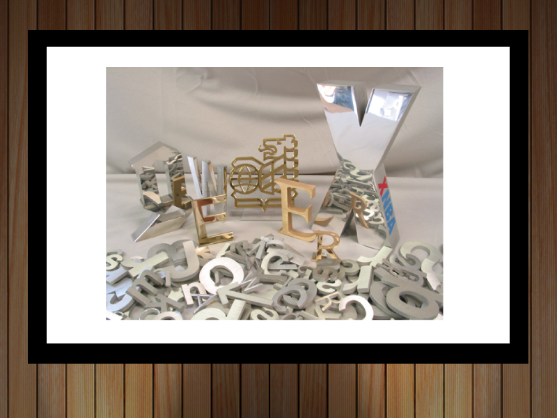 Architectural Signage | Greg Lewandowski | Portfolio